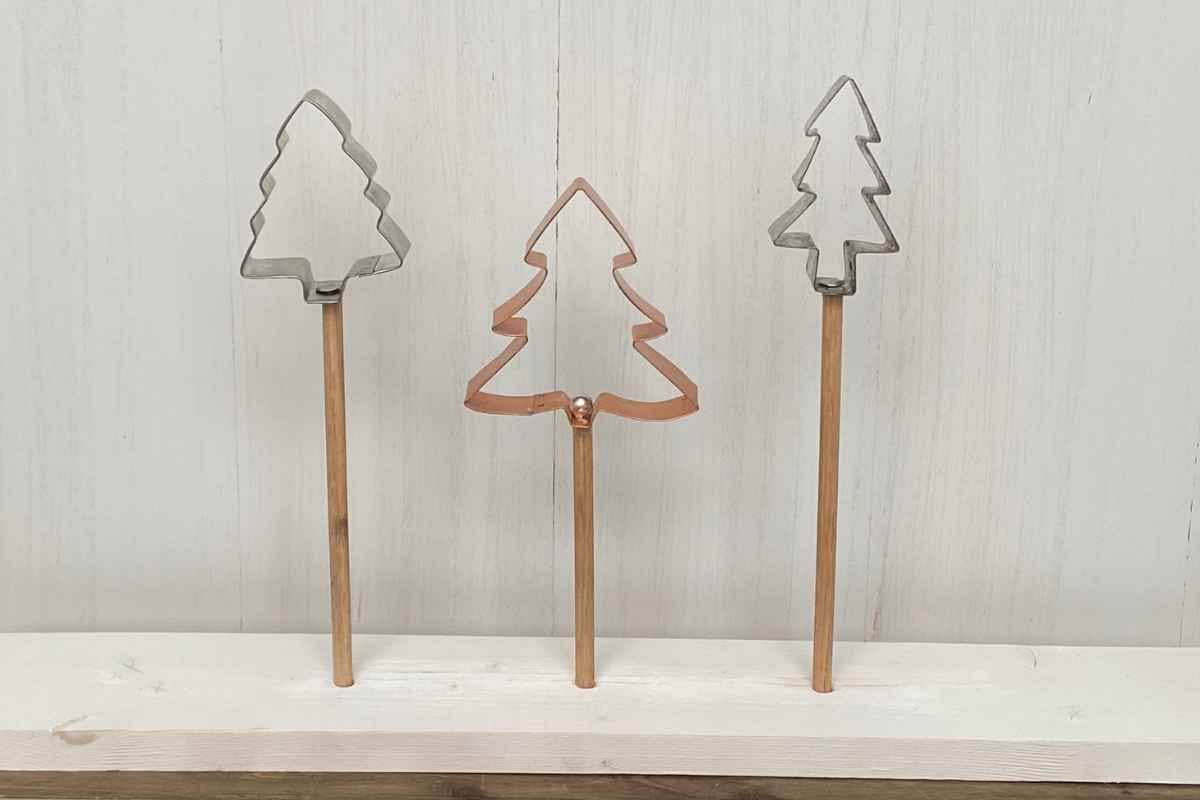 Easy Christmas Tree Cookie Cutter Craft - Restore Decor & More