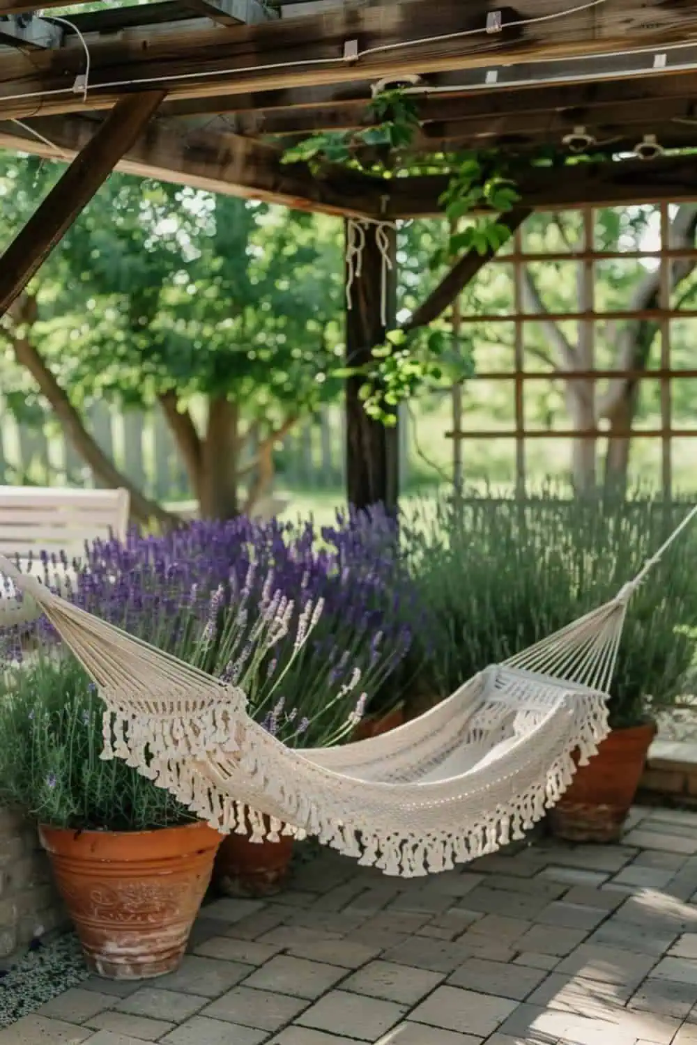 50+ Dreamy Backyard Hammock Ideas for Ultimate Relaxation! - Restore ...