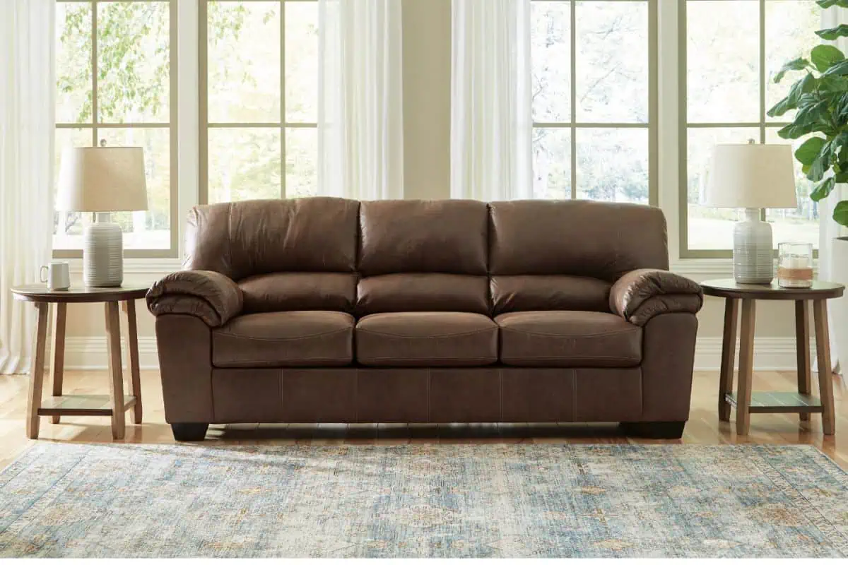 40+ Stunning Ideas to Style Your Brown Couch Living Room - Restore ...