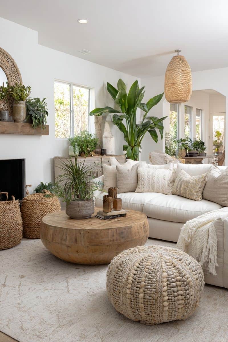 50+ Boho Living Room Ideas You’ll Want to Steal Right Now - Restore ...